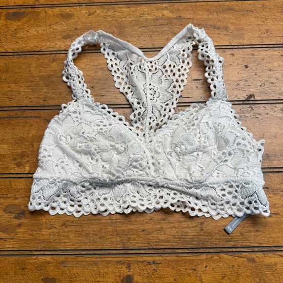 aerie | Intimates & Sleepwear | Aerie Medium White Knit Bralette Super ...
